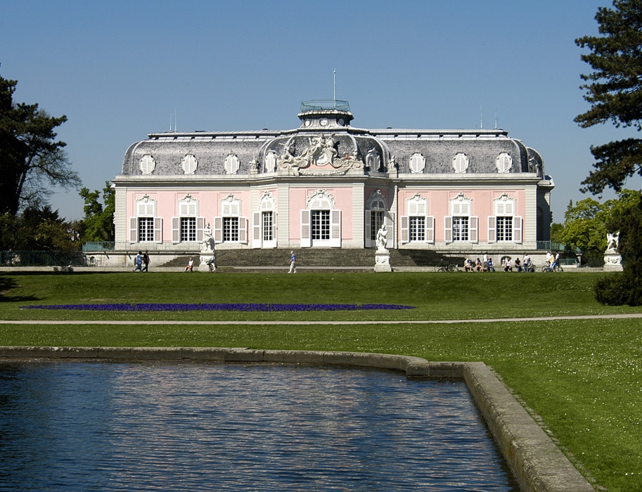 Schloss Benrath in Düsseldorf - SIMsKultur