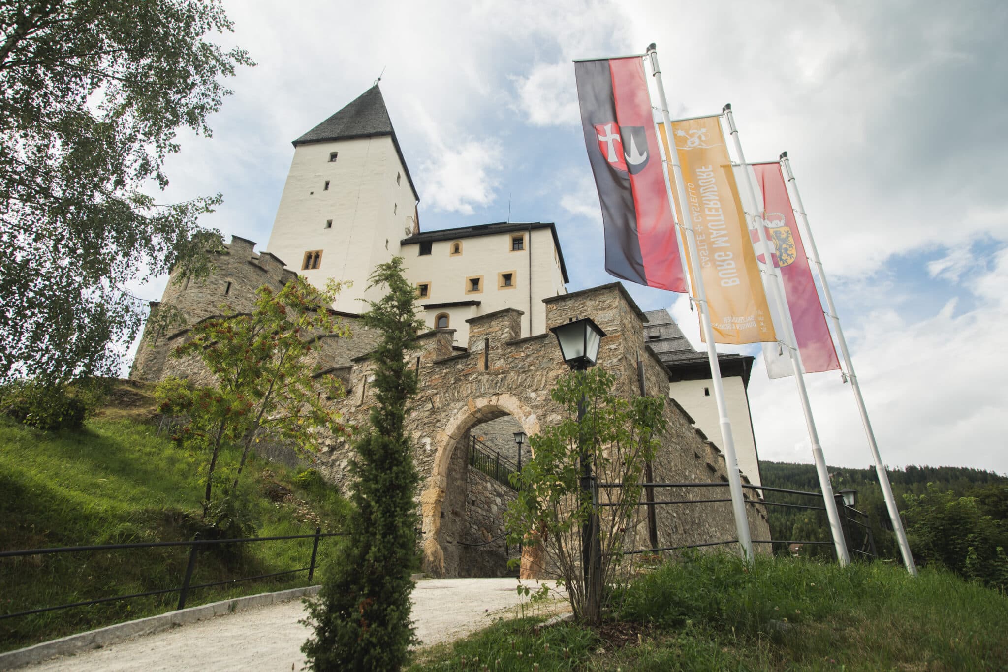 Burg Mauterndorf: Das Ausflugserlebnis im Salzburger Lungau - SIMsKultur