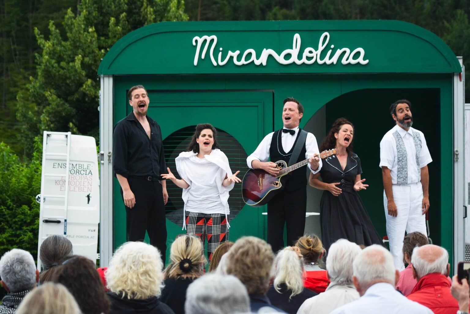 THEATERWAGEN PORCIA 2025: Theater für alle. Theater überall. - SIMsKultur